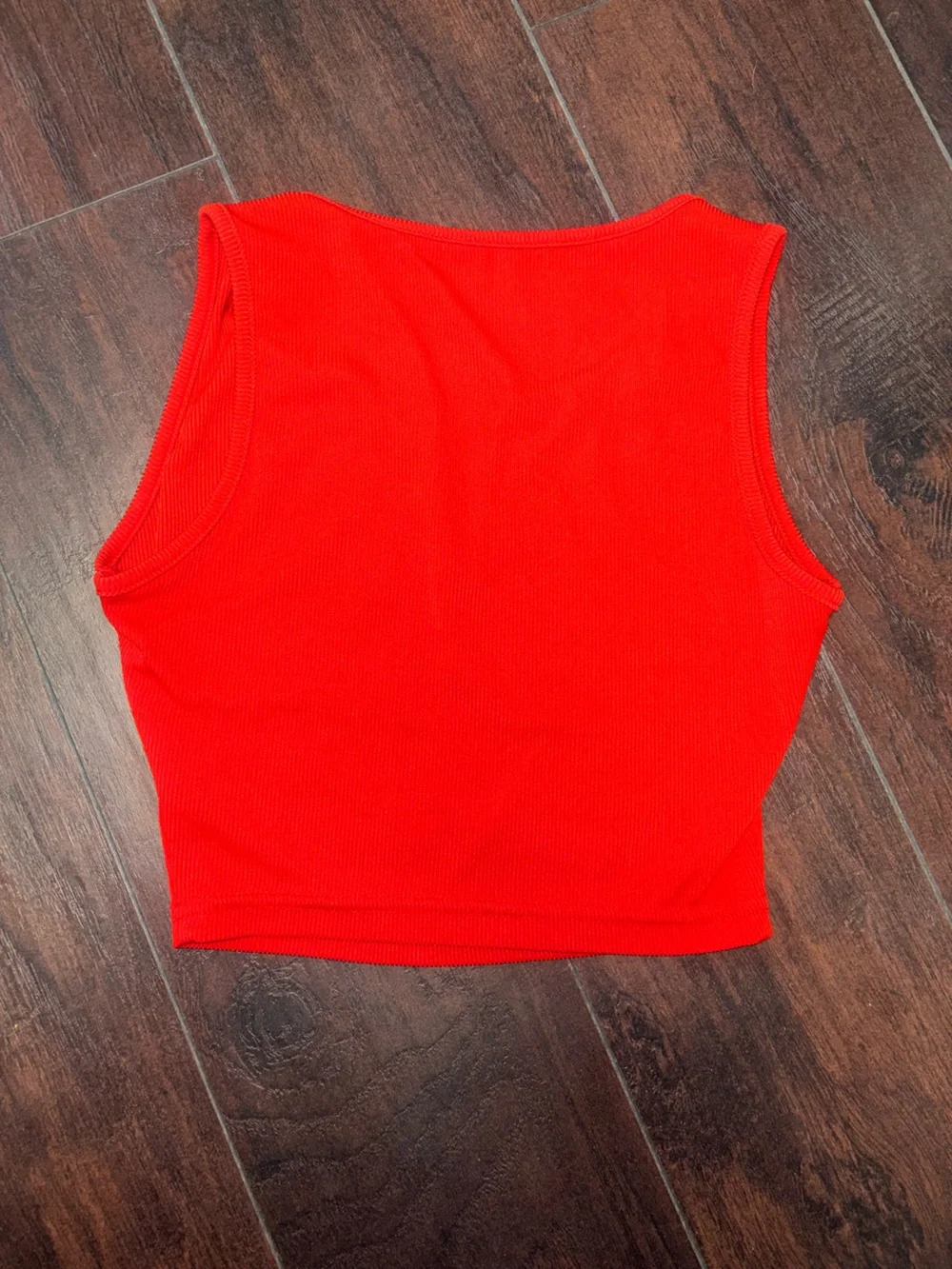 SHEIN | Tops | Red Graphic Crop Tank | Poshmark